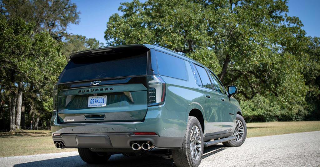 Full-Size Adventurers: 2025 Chevrolet Suburban and Tahoe SUVs | First ...