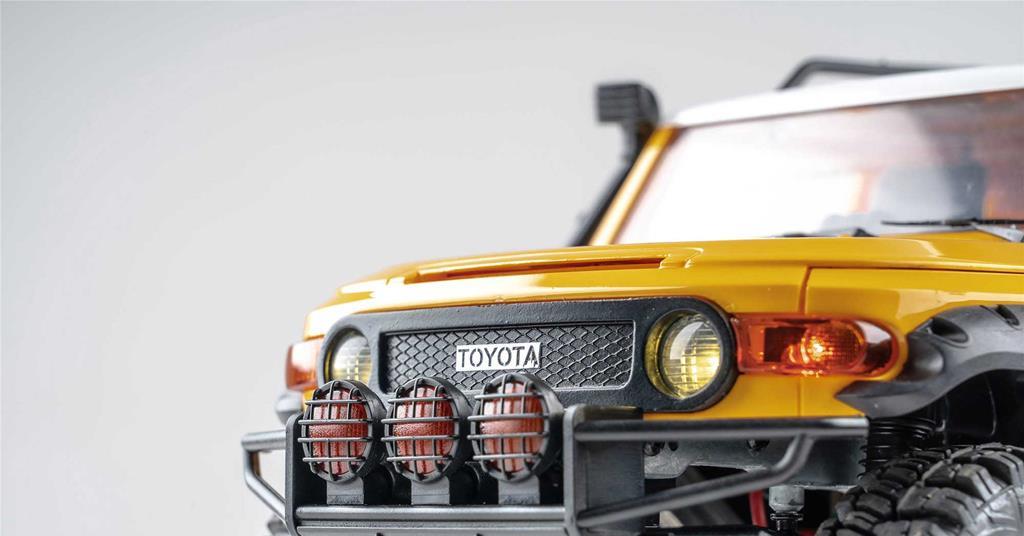 Ready To Roll: The Remarkable Realism of the FMS Toyota FJ Cruiser RTR ...