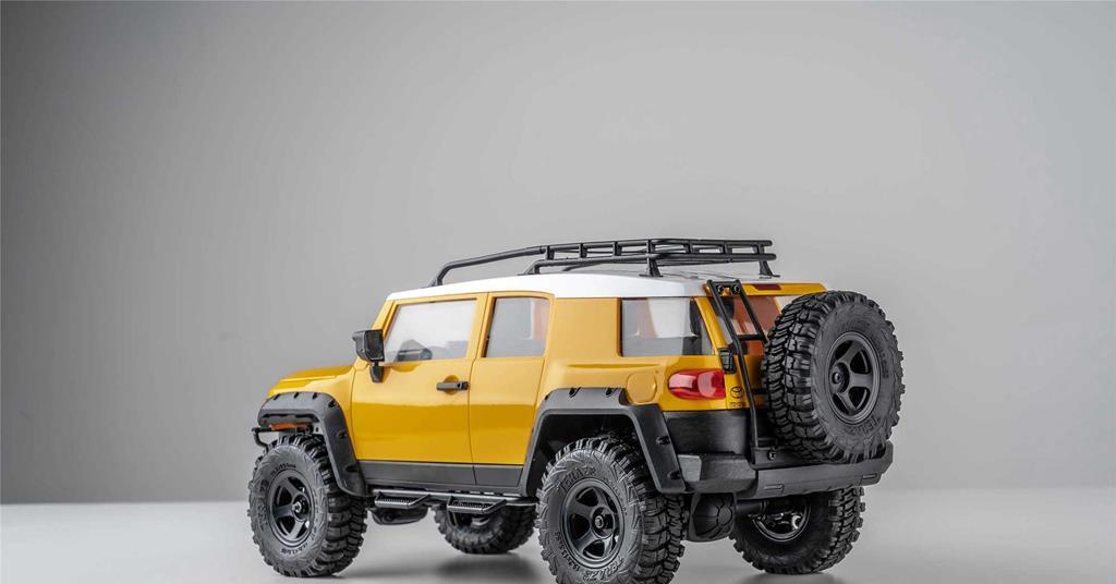 Ready To Roll: The Remarkable Realism of the FMS Toyota FJ Cruiser RTR ...