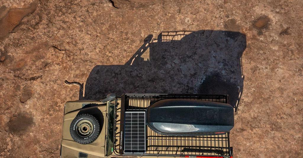 Roaming Reckless: Woman and Dog Travel America in Right-Hand-Drive ...