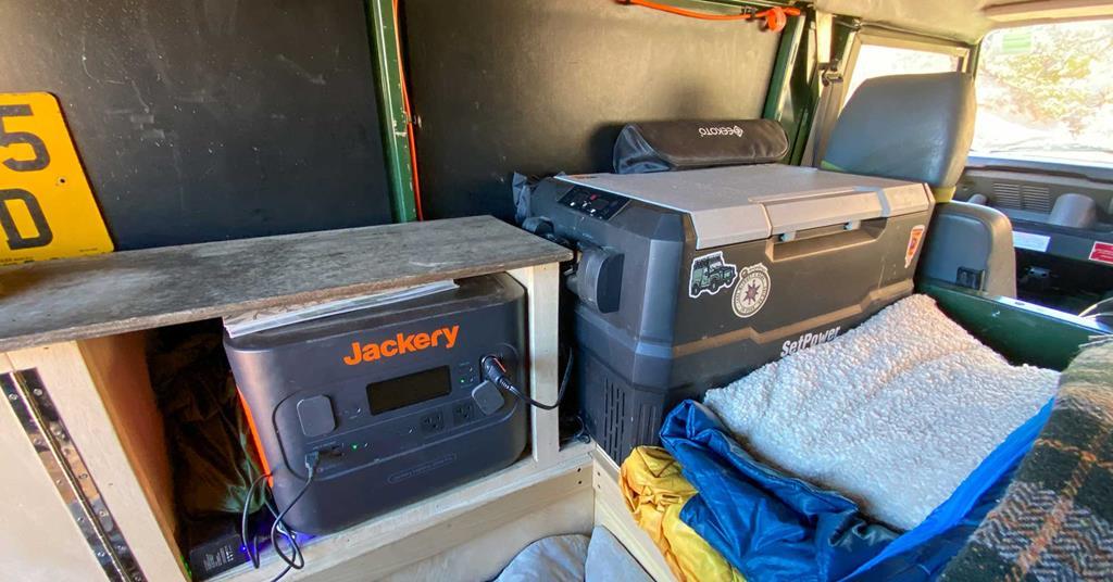 Roaming Reckless: Woman and Dog Travel America in Right-Hand-Drive ...