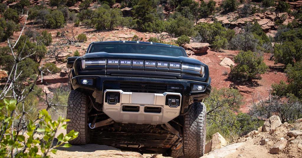 EV Off-Roading in Moab: Tackling the Trail in a Hummer EV SUV | Vehicle ...