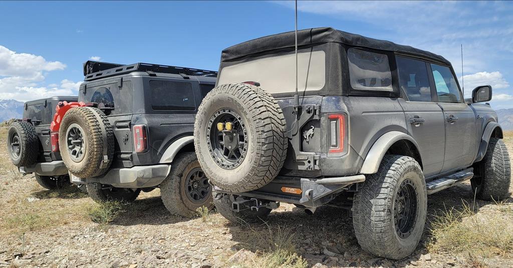 Bestop eTop Review for 2021 Ford Bronco: The Powered Convertible Soft ...