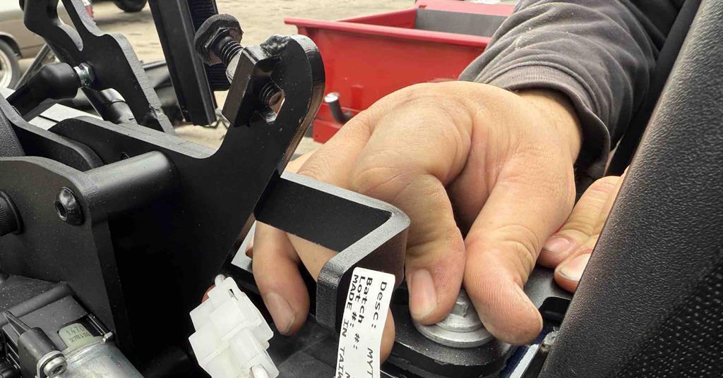 Bestop eTop Review for 2021 Ford Bronco: The Powered Convertible Soft ...