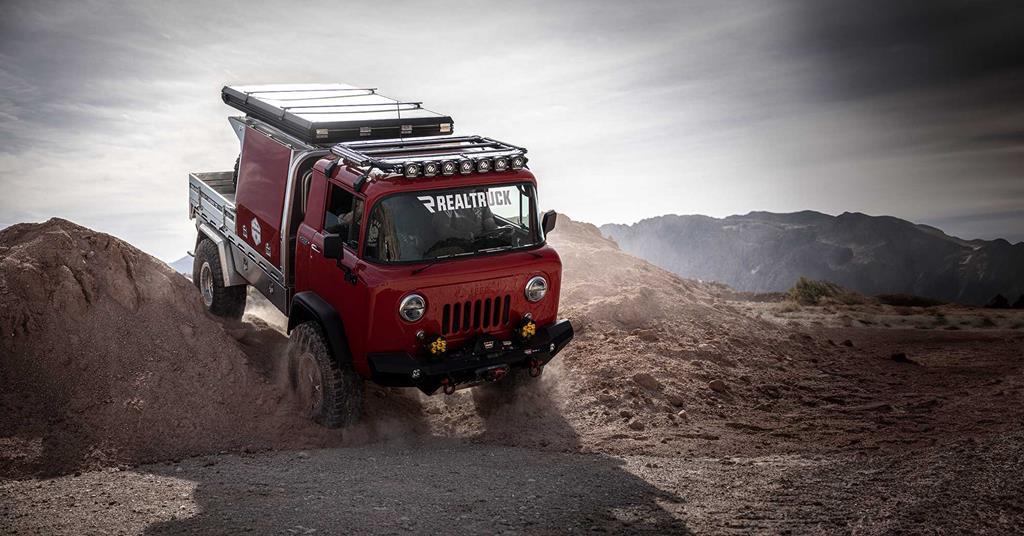 Reviving a Legend: Inside Roy Wallace’s Restored & Upgraded 1962 Jeep ...