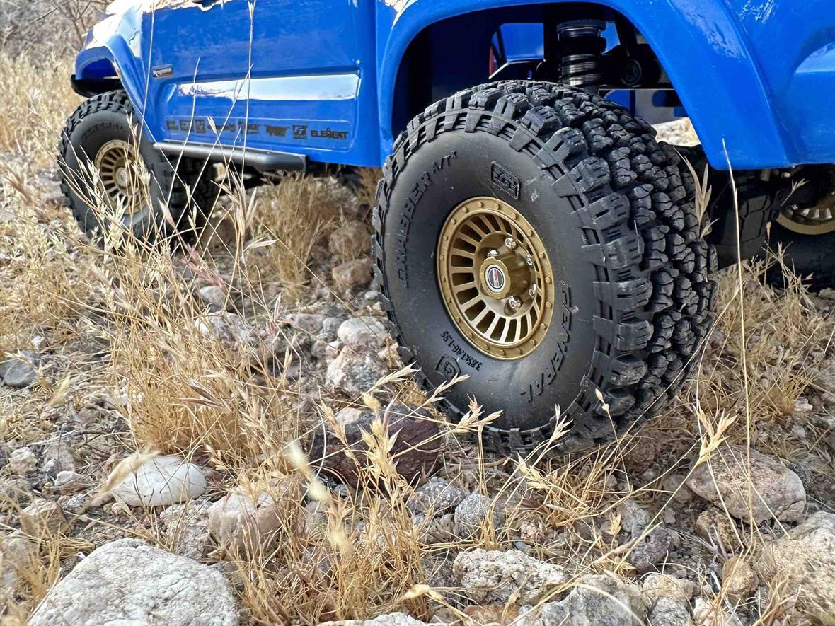 We Test The Element RC Knightrunner 4x4 RTR Radio-Controlled Scale Off ...