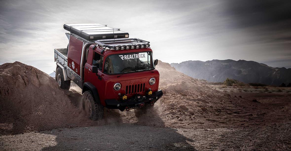 Reviving a Legend: Inside Roy Wallace’s Restored & Upgraded 1962 Jeep ...