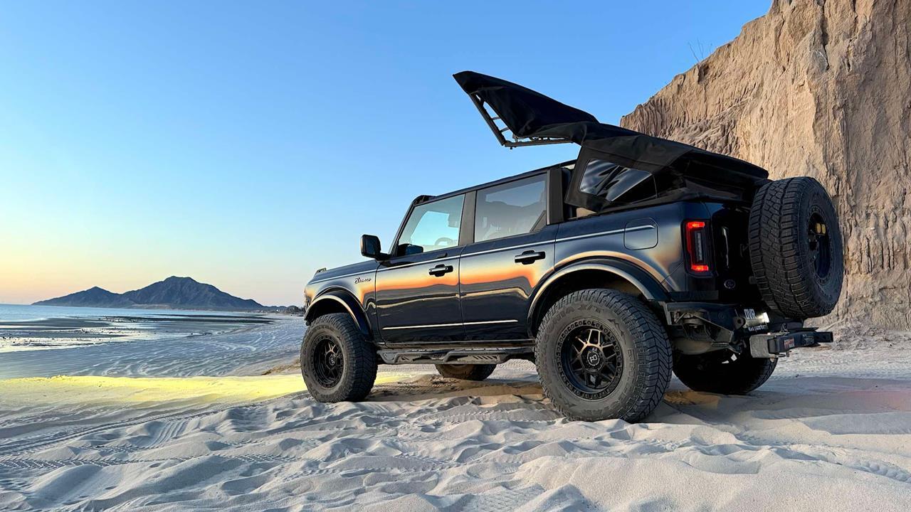 Bestop eTop Review for 2021 Ford Bronco: The Powered Convertible Soft ...