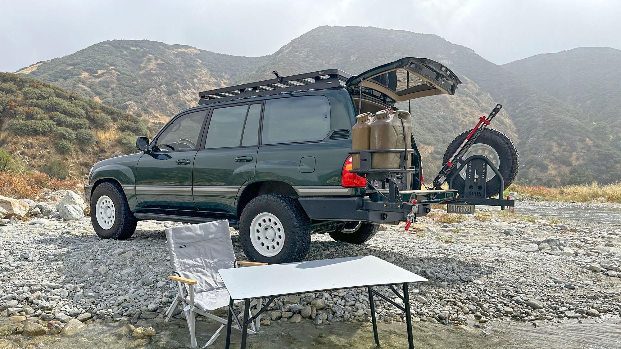Roof Top Storage: Upgrading OVR's Land Cruiser 100 with Front Runner's ...