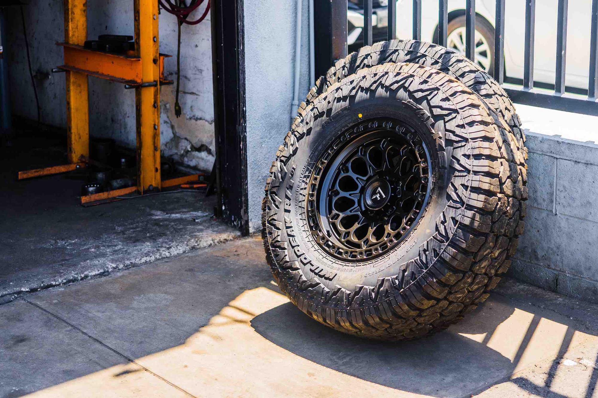 Terrain Off Road Wheels 4x4 Tyres, Wheels & Accessories For SUV, Van