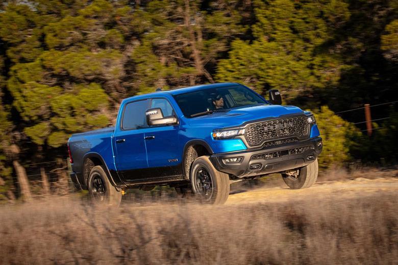 2025 Ram 1500 First Drive: Hurricane Power Replaces the Hemi | First ...