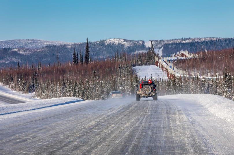 Alaska's Dalton Highway and Richardson Highway: Remote Ice Road ...